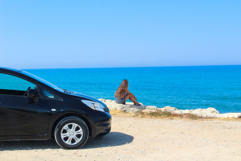 6 Car Essentials You Need To Have This Summer